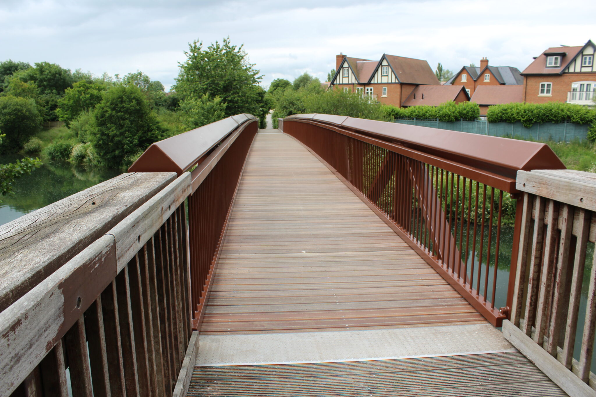 Berry Hill Footbridge (Taplow) reopened but....? - DHWNEWS